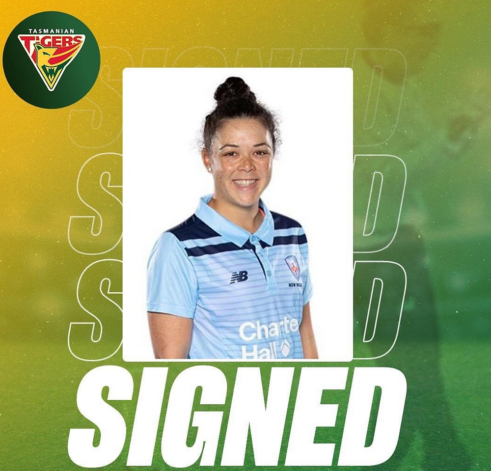 Loz Smith heads South