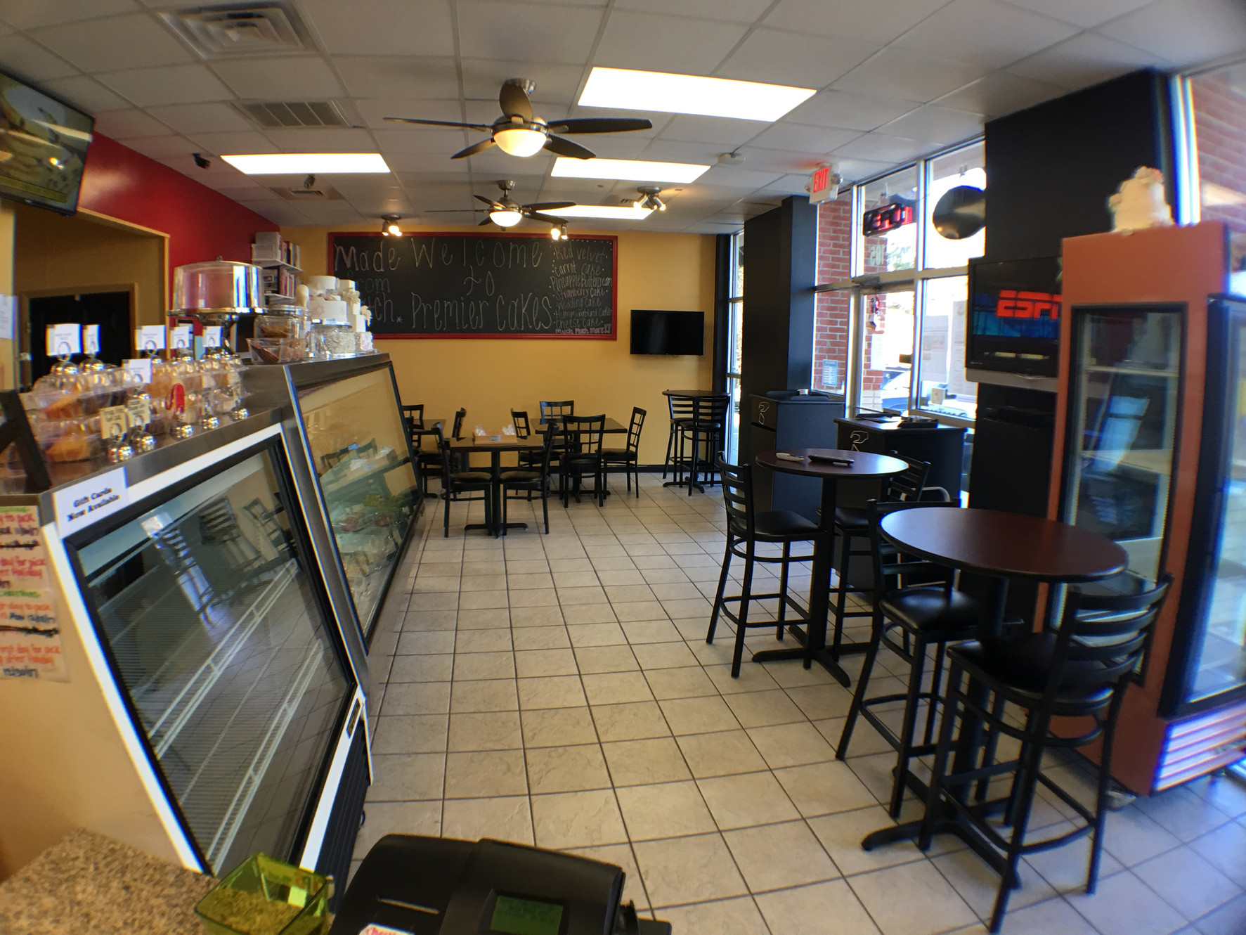 Celebrities & Fans | Premier Cakes | Raleigh