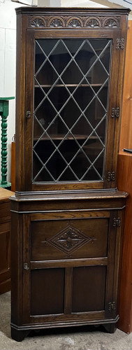 Jaycee Oak Corner Display Cabinet | Old&Modern