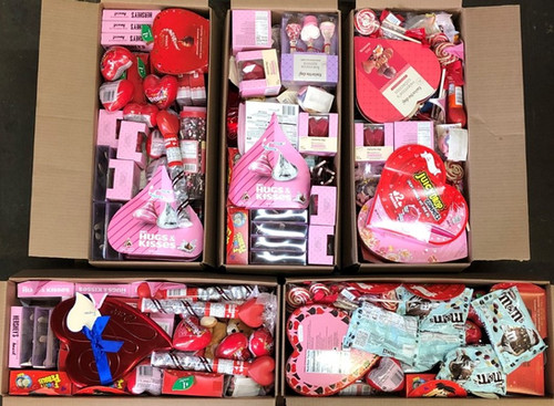 Case Lots of Assorted Candy - Shelf Pulls - In Date | Marketplace ...