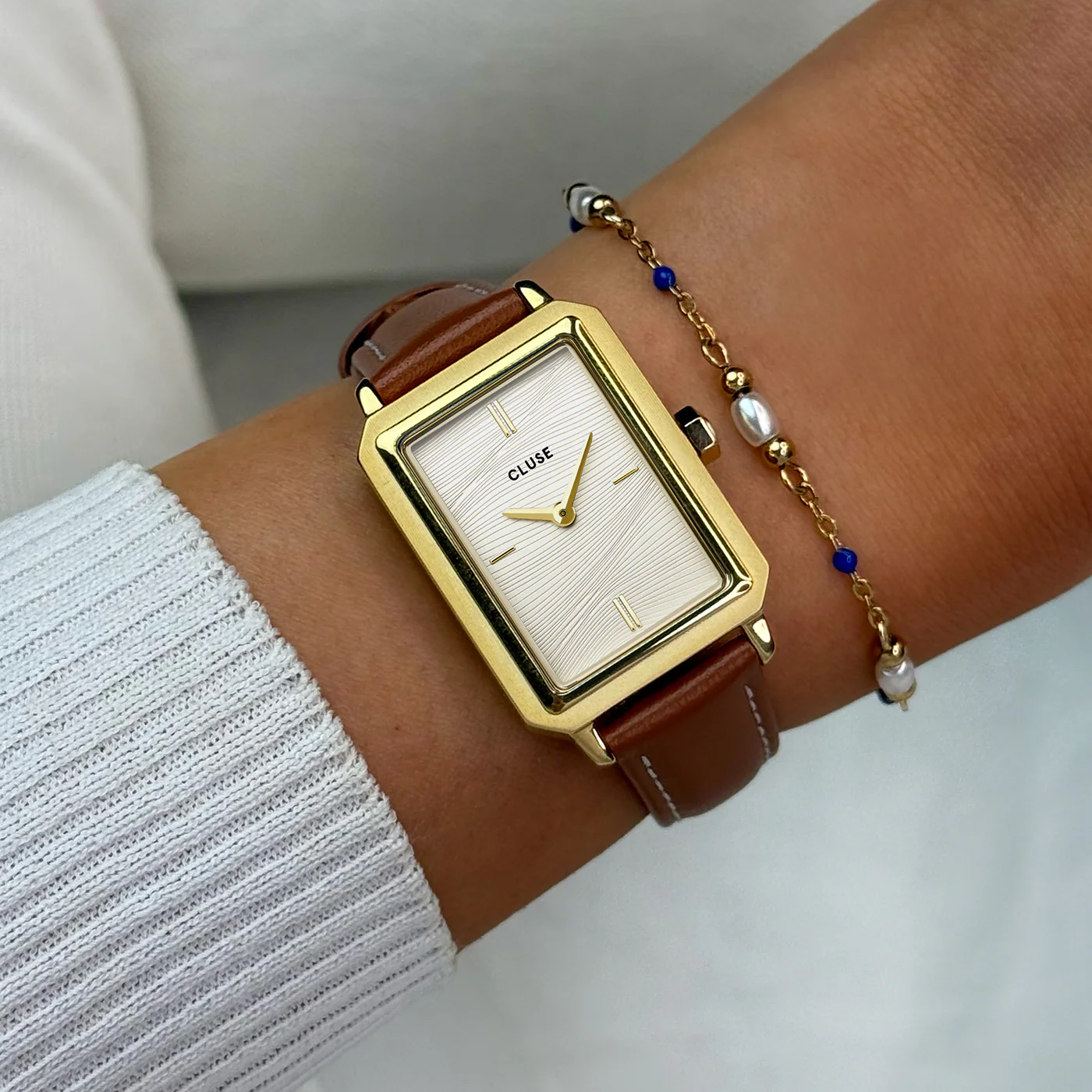 CLUSE Fluette Leather Nutshell, Sand Texture White, Gold Watch | Chilli ...