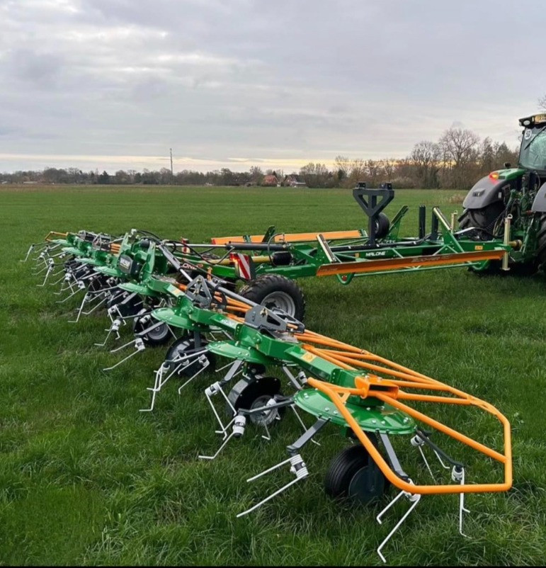 Malone Tedd-Air 840T/1120T Tedder | Cliff Jenkins Agri