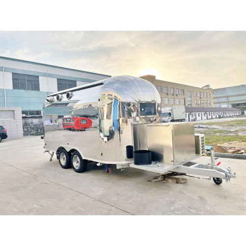 THE STREAMLINER® 17.3 Ft. Vending Trailer | Arete Food Trailers
