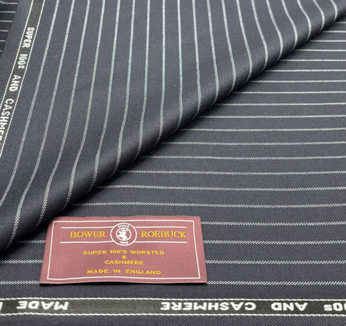 قماش من الصوف والكشمير المخطط باللونين الأزرق والأبيض من شركة Bower ...