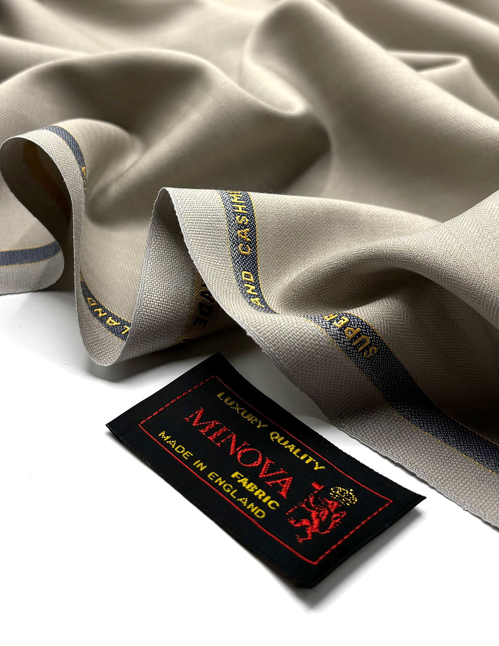 Thobe & Dish Dash Fabric | Kabbani Textiles