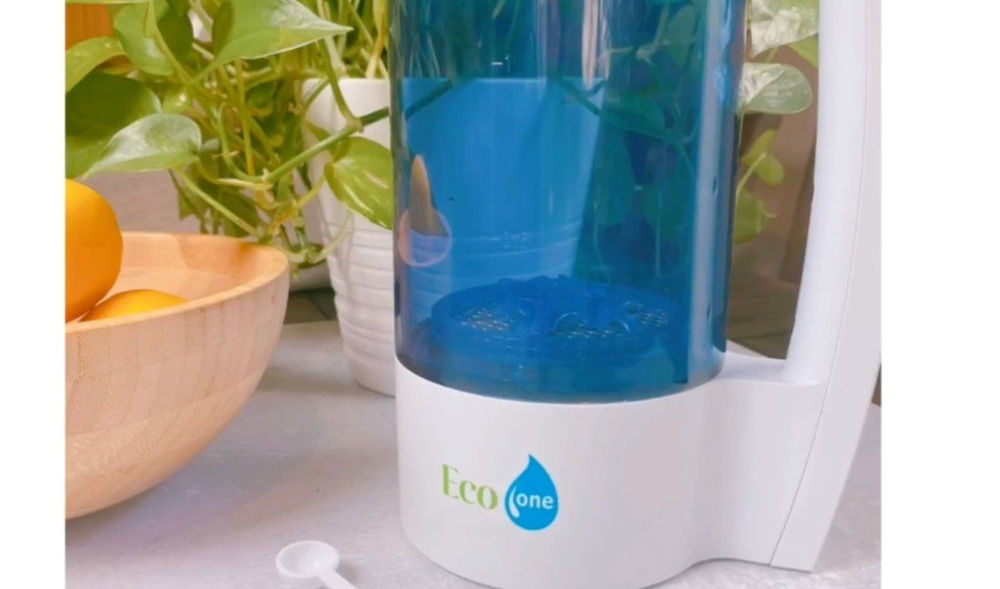 Ecolox Tech Hypochlorous Acid. A Non-Toxic Disinfectant Cleaner.