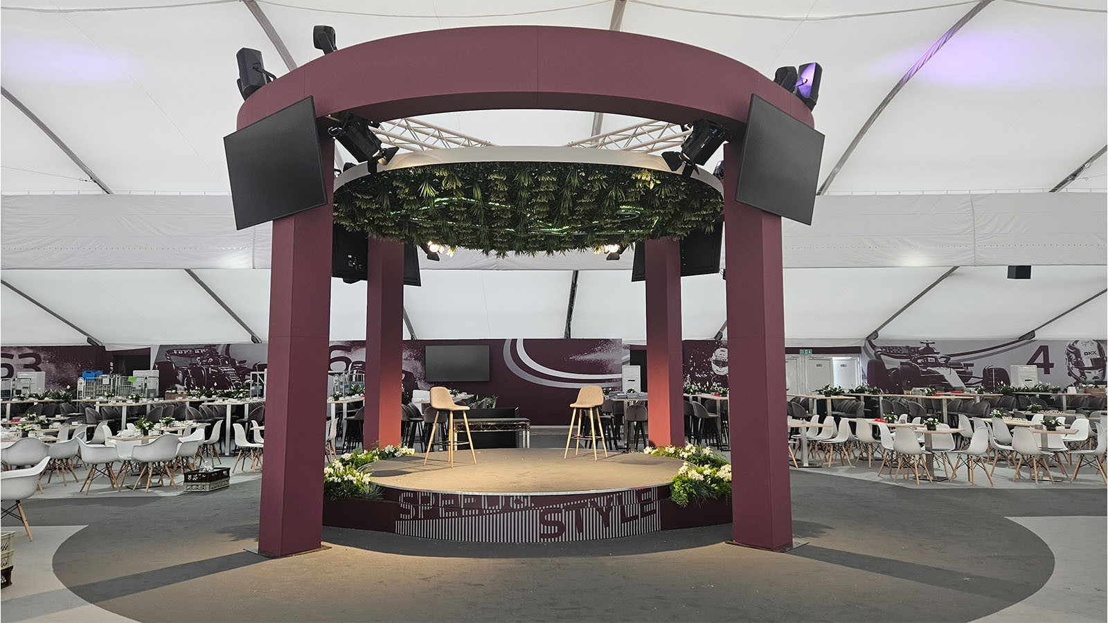 Freestanding Frames | Grafit Display Hire