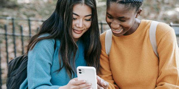 Marketing to Gen Z via Group Chat: A Guide for Brands