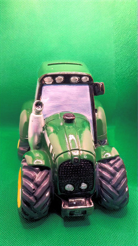 Green tractor money box | BACKCOUNTRY GIFTS