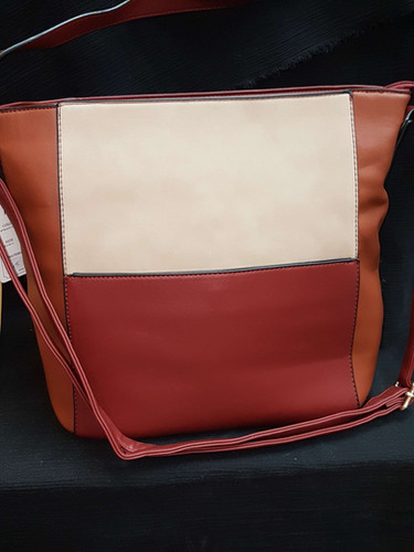 Three Colour shoulder Bags | BACKCOUNTRY GIFTS