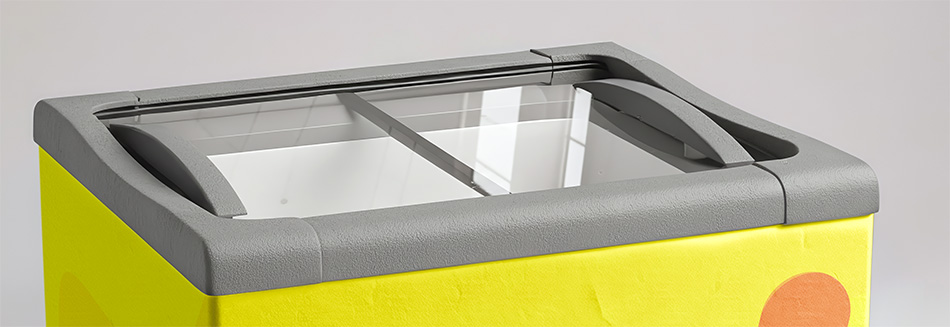 Free 4K Quality Freezer Display PSD Mockup