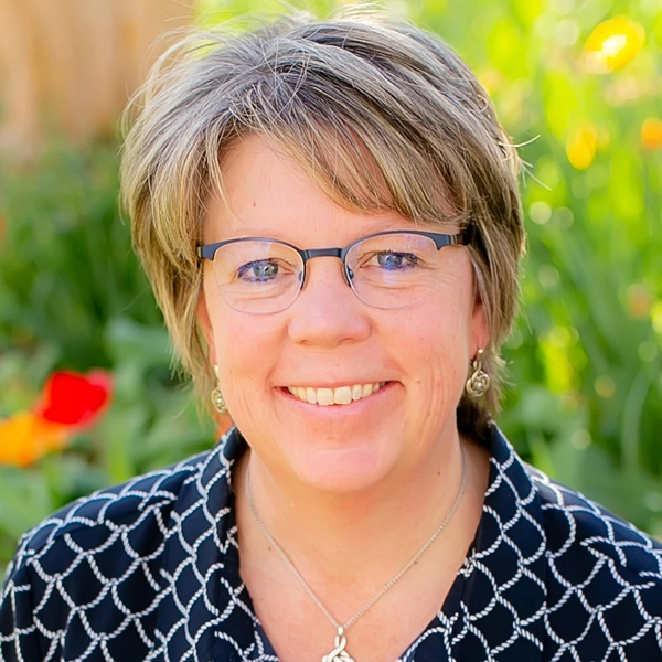 Meet Robyn | Robyn Lady Website