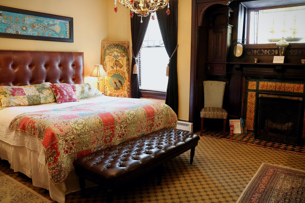 Welcome | Vandiver Inn