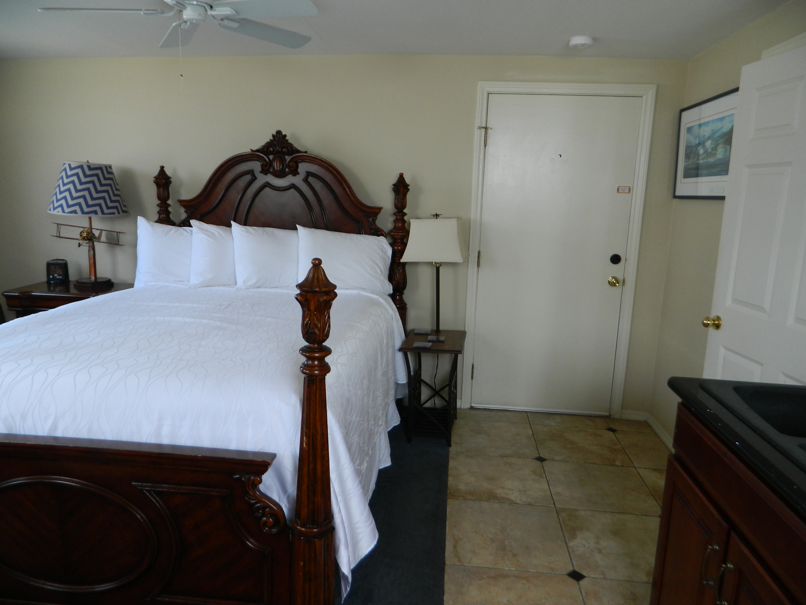 Hotel Suite on Catalina Island -- Seacrest Inn