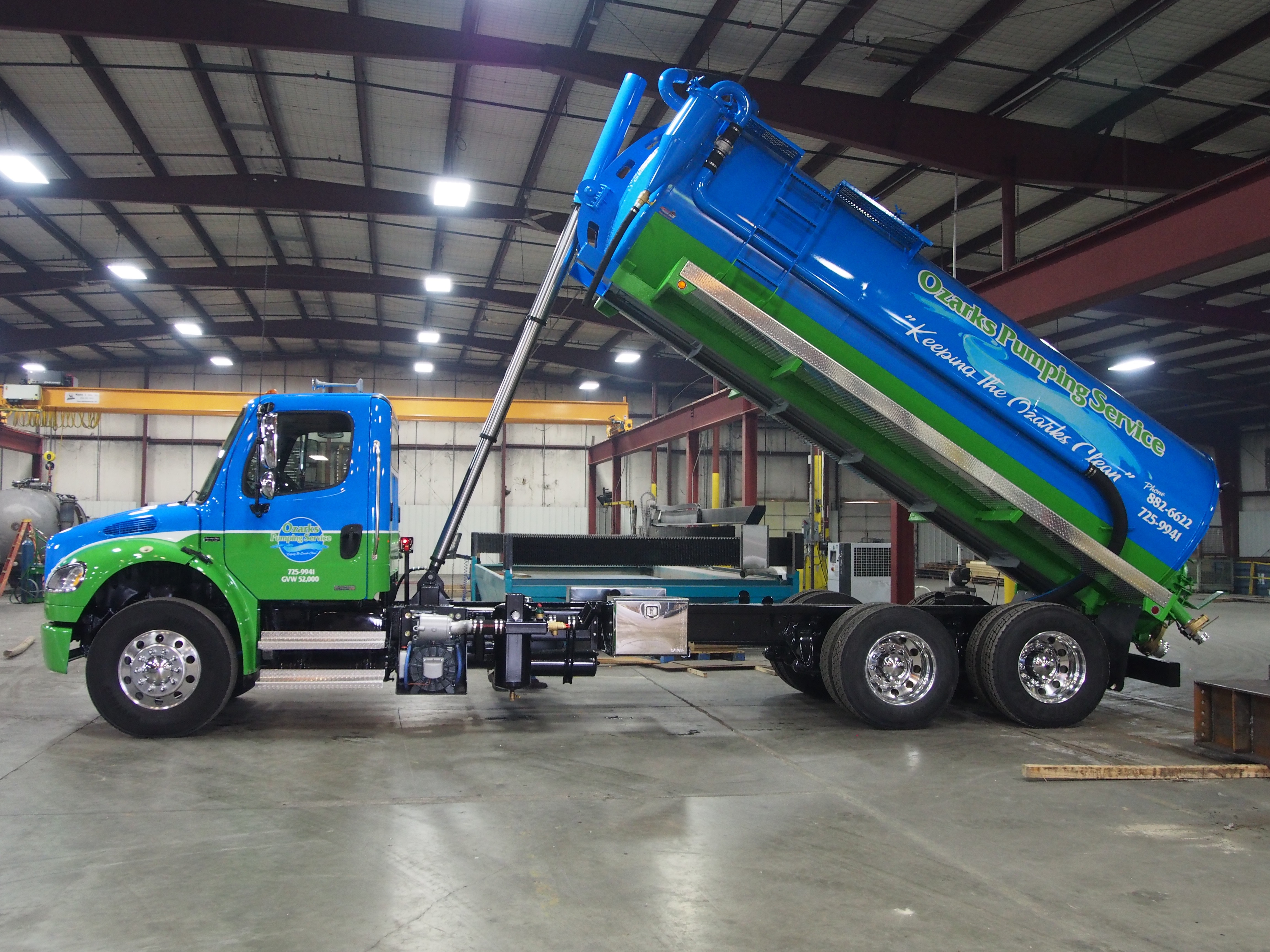 Dumping Tanks | stephensontrucks