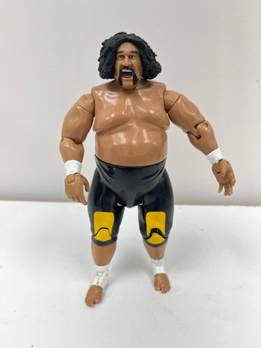 The Wild Samoan Sika WWE Classic Superstars: 2004 Action Figure missing ...