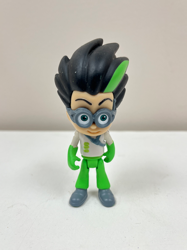 PJ Masks Romeo Evil Scientist Villain 4” Action Figure | Hidden Treasure