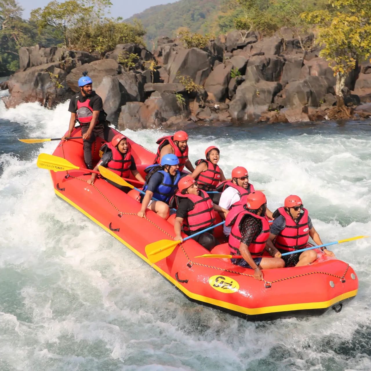 River Rafting in Kullu Manali: An Adventurous Experience Amidst Scenic ...