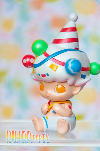 Dimoo Pets Vacation Blind Box from Pop Mart