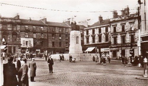 Paisley Cross and Cenotaph: A Snapshot of the 1930s Print - Unframed ...