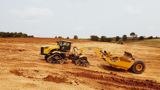 33-38XL Scraper | Mobile Track Solutions | United States