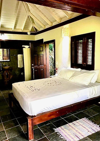 SUITE | Escape Dominica