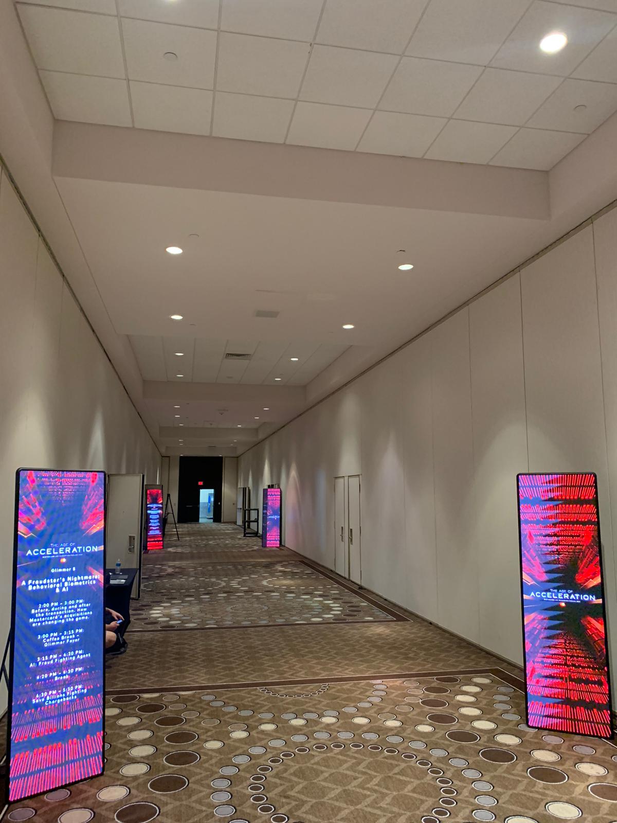 iMira 2 Indoor LED Totem | HUAHAI LED