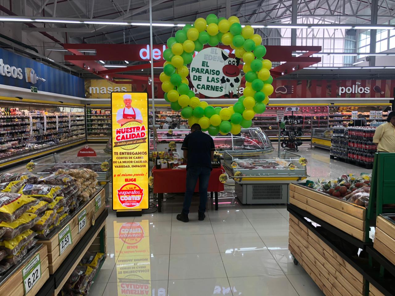 iMira 2 Indoor LED Totem | HUAHAI LED