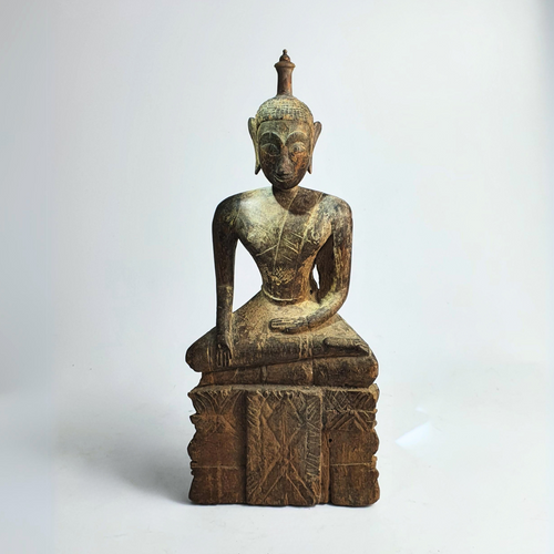 Antique Laotian Buddha | balipuppet