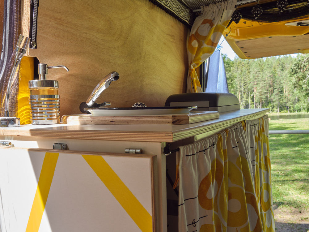 Unsere Tische im Campervan