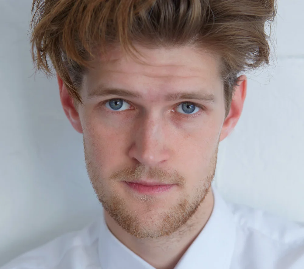Jakob Hasselstrøm | Proactor