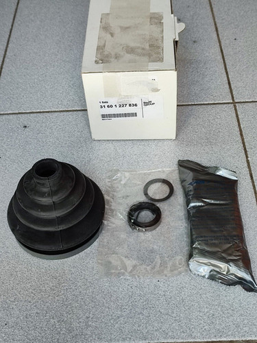 BMW E34 repair kit bellow, exterior !!NEW!! !!GENUINE!! 31601227836 ...