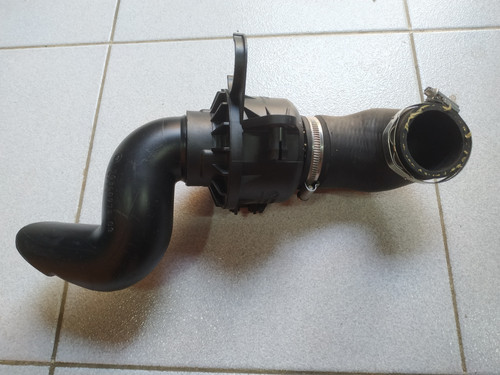 BMW E88-E82 intake muffler sound generator !NEW! GENUINE 13717575658 ...