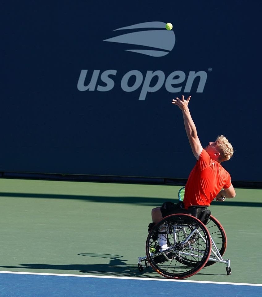 About | Casey Ratzlaff