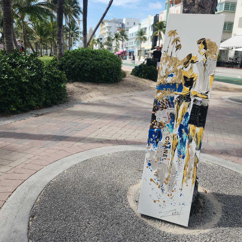 Chanel at the Beach | Zabel Artist