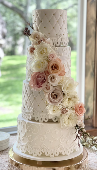 Gallery | Lily's Cakes | Wedding Cakes