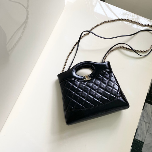 CHANEL 31 mini bag 黑金油蠟羊皮 | XiaoZi