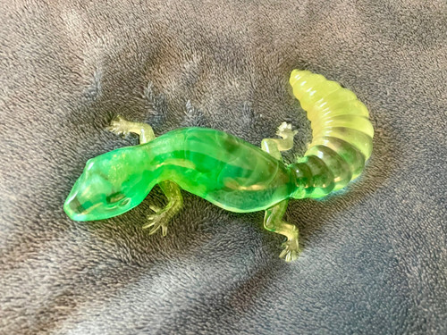Translucent Green and Yellow Resin Lizard | Cribbage King