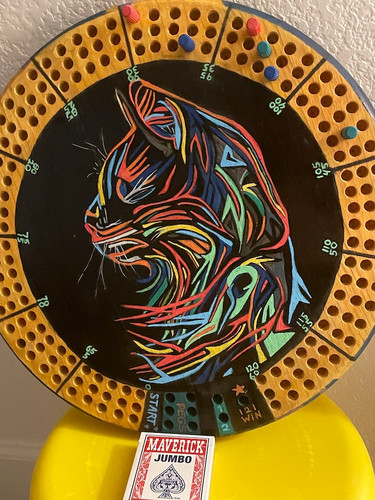 Colorful Cat Cribbage Board (15 Inch) | Cribbage King
