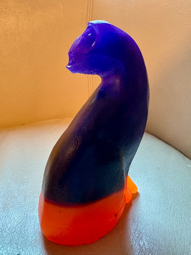 Decorative Tri-Colored Resin Cat | Cribbage King