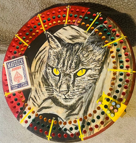 B&W Tabby Cat Cribbage Board (15 Inch) | Cribbage King