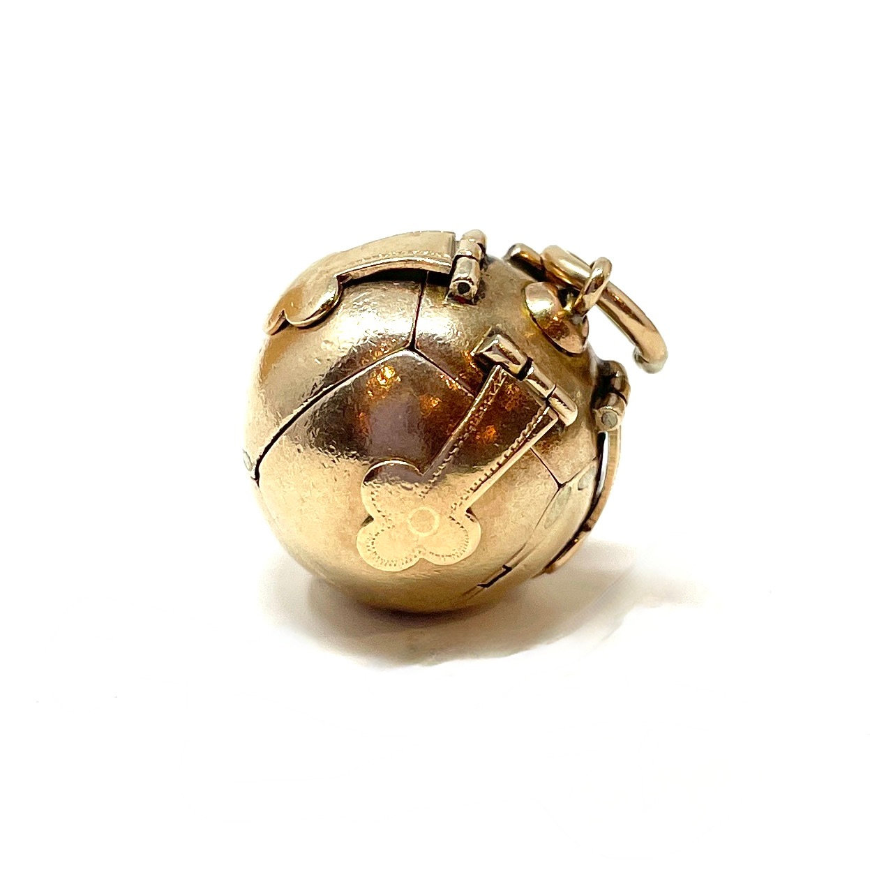 antique-english-9-carat-gold-masonic-ball-fob