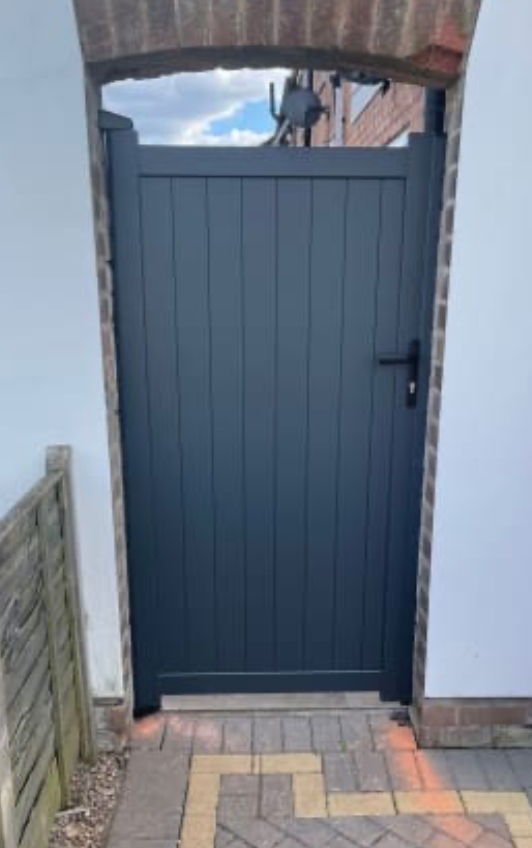 Black Aluminium Vertical Pedestrian Gate - 850 x 1800mm | DecKingWarrington