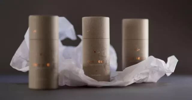How Hot Stamping Label Made on Custom Plastic Bottles?