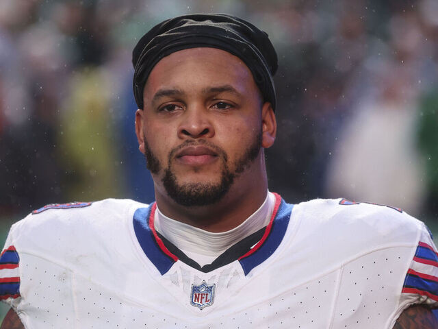 FULL VIDEO: Buffalo Bills' Dion Dawkins Blindsided by Stefon Diggs Trade