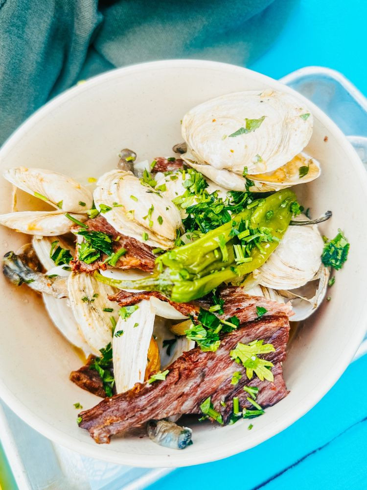 10 Unique Dishes to Enjoy in Portland, ME: A Food Lover's Guide