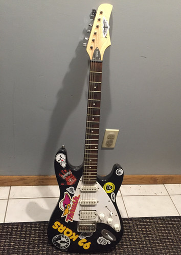 First Act Stratocaster | store