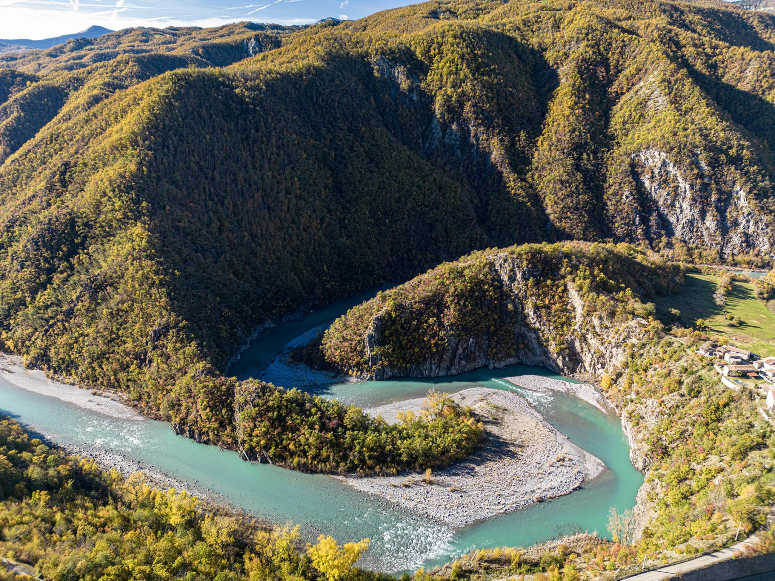 I Meandri del Trebbia a novembre, quando la natura dà spettacolo.