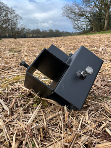 Tank Trap Bracket | The Steel Target Co