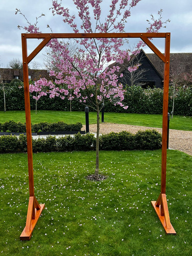 Square solid wood backdrop | TheStablesPropHire